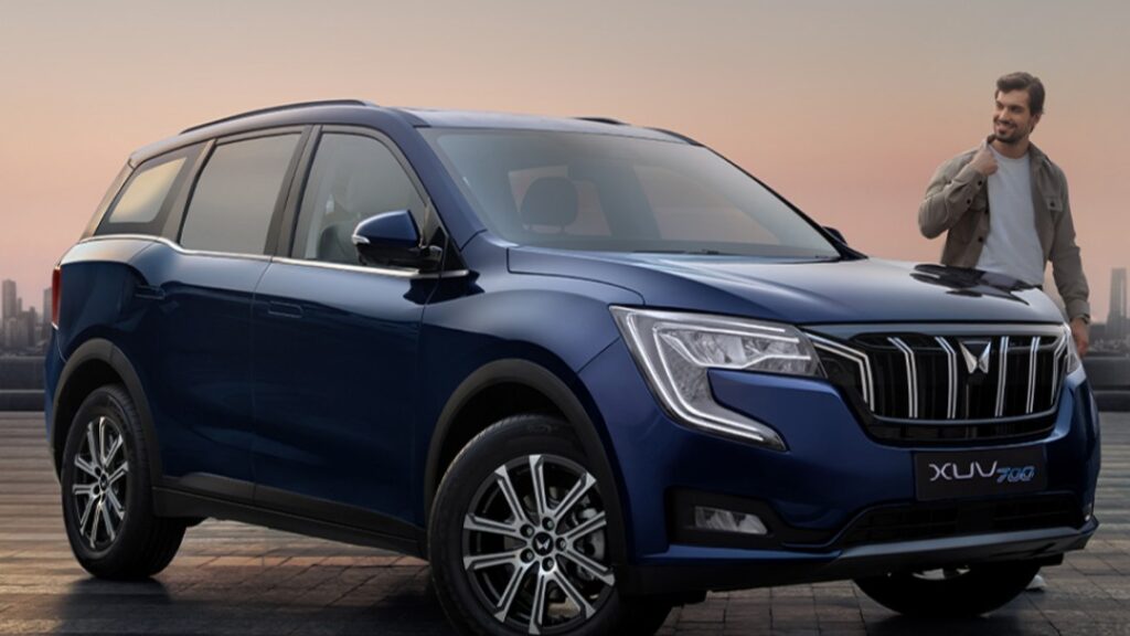 Mahindra XUV 700 MX Review 2025 – Powerful Base Variant